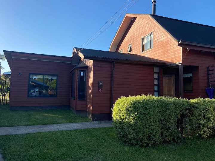 Casa Familiar Residencial, 3 Estacionamientos - Valdivia