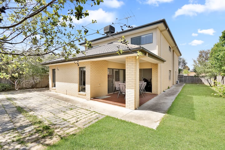 Spacious 4br House In Great Location - 시티 오브 윈덤