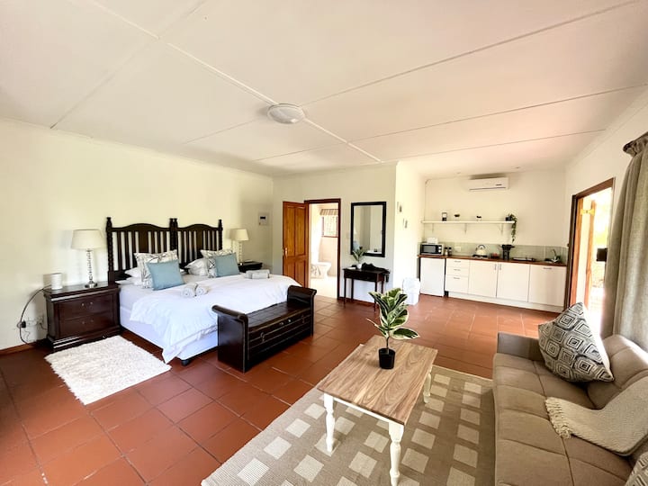 Ndlovu Addo River Lodge - Cottage 1 - Addo
