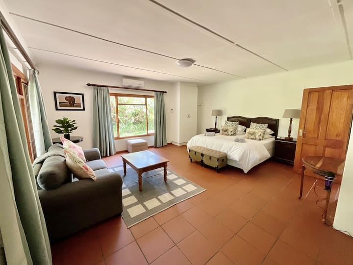 Ndlovu Addo River Lodge - Cottage 4 - Addo