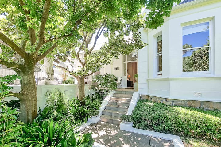 Villa Margaretha - Camps Bay
