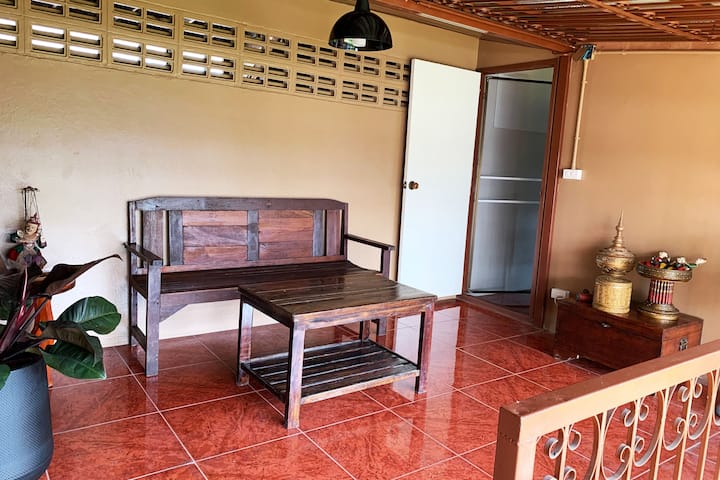 Thai Top Floor - Family Home (Female Guest Only) - Thailand