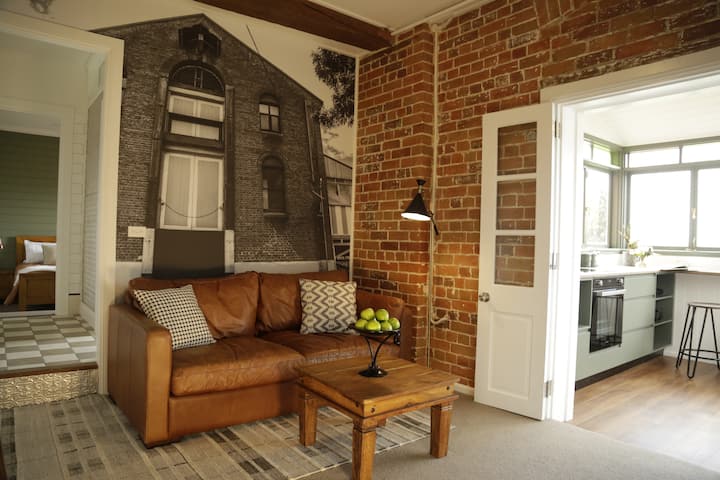 Upper East Side Apartment At The Wool Store - Bathurst