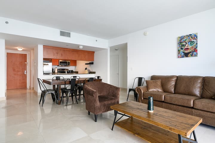 Spacious Penthouse In Brickell 3 Br, Free Parking - Miami