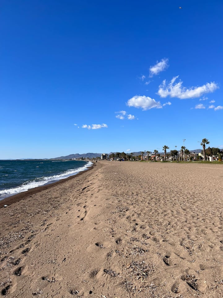 Dikili'nin Merkezinde Denize 150m Mesafede Daire - Dikili