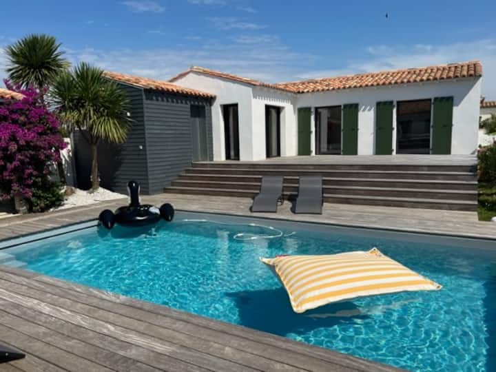 Superbe Villa Familiale Avec Piscine - Île de Ré