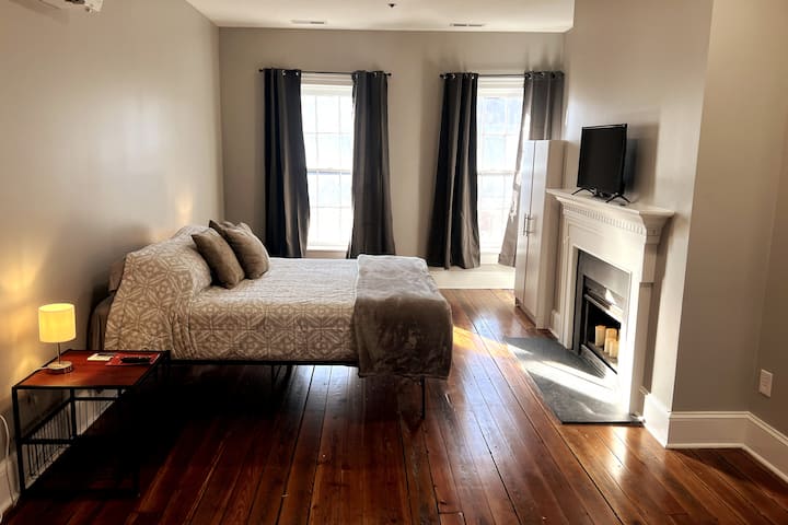 The Sundog - Comfortable And Peaceful Studio - Staunton, VA
