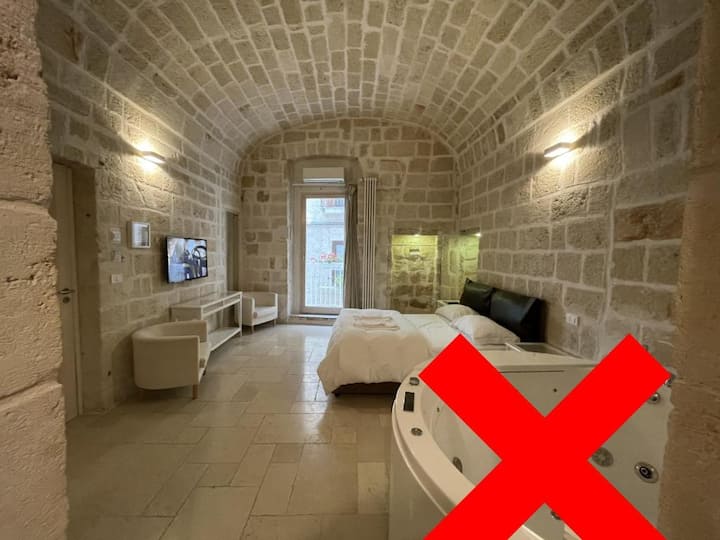 Camera Al 1° Piano Con Bagno E Balcone - Monopoli
