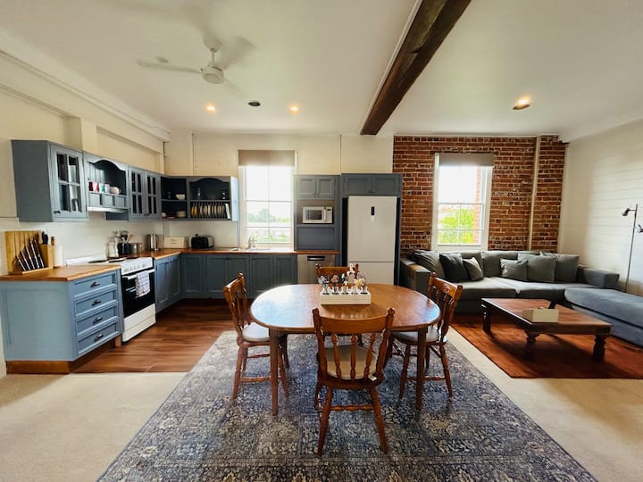 Midtown Apartment At The Wool Store - Bathurst