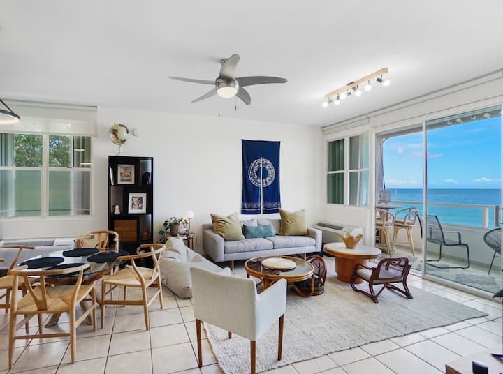 Rincon Oceanfront Condo- Priv Beach + Pool - Rincón