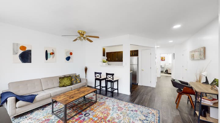 2 Bedroom Brooklyn Apartment - New York