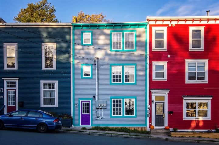 Downtown Apartment On Jellybean Row! - St. John's