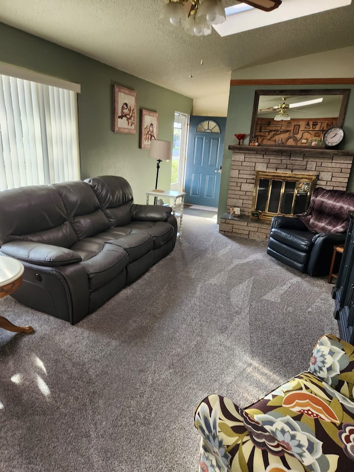 Cozy Two Bedroom Home Close To Lots Of Recreation - Lewiston, ID