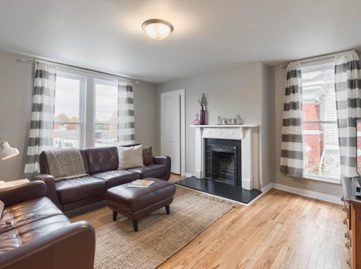 My Old Kentucky Home: Downtown Spacious 3 Bedroom - Owensboro, KY