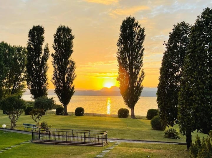 Sirmione Very Quiet Private Pier Bicicles New Pool - Sirmione