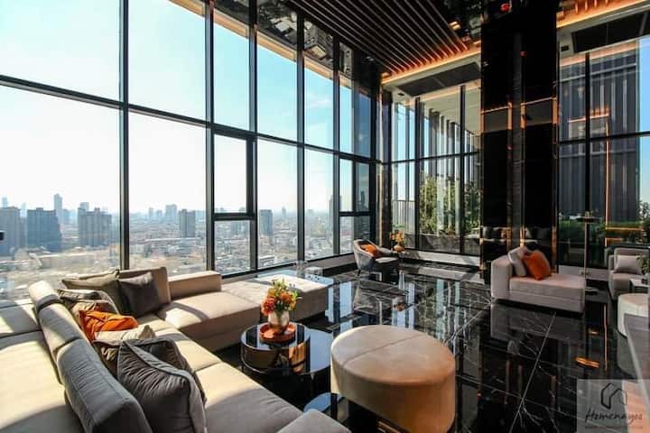 Luxury Condo(2bhk) Main Street Location - Tayland