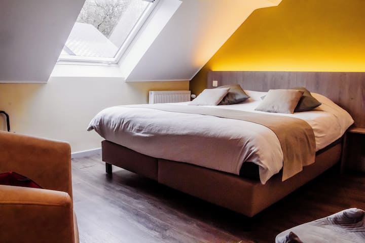 Hotel Des Postes - Comfort Room - Houffalize