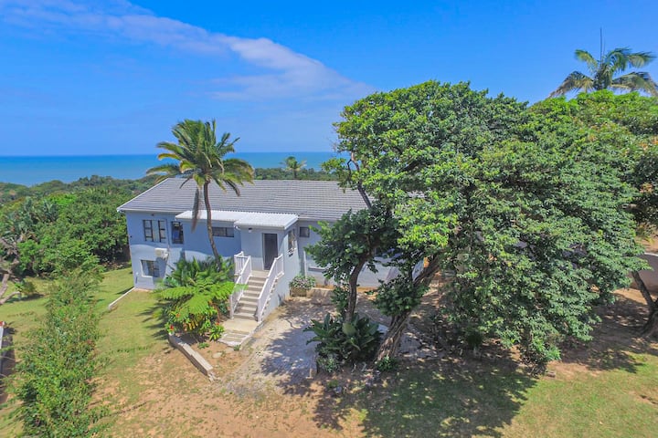 4c View - Beach House, Sea View, Generator - Port Edward