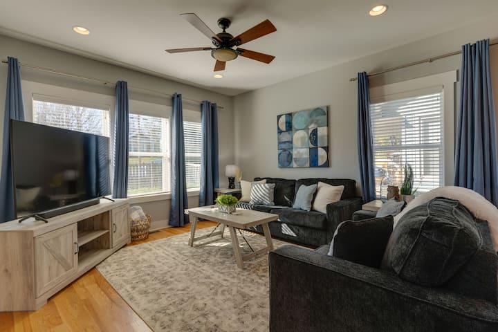 3 Bedrooms-huge Yard For Pets! 4.5 Miles Broadway - Nashville, TN