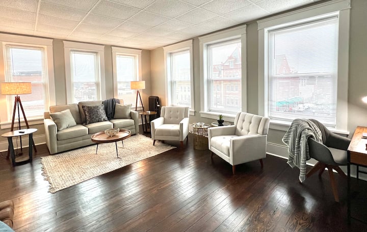Beautiful Apartment Living - Kent, OH