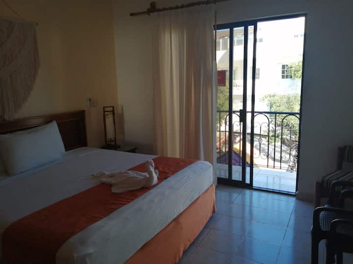 (6)great 1 Bedroom Apt. 2 Blocks From The Beach - Playa del Carmen