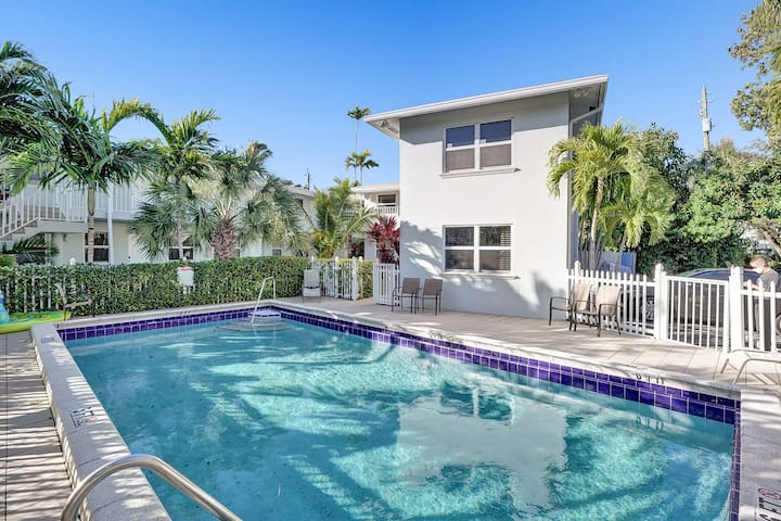 Exquisite Lush Victoria Park Apart. - Fort Lauderdale, FL