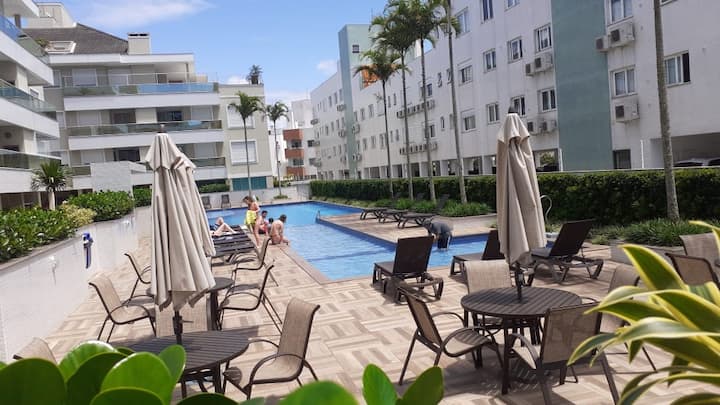 Apartamento Condomínio 7 Mare Com Piscina Bl C Tia - Florianópolis