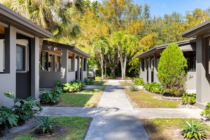 U8 Cozy 1br W/ Parking|near Brickell & Cruise Port - コーラル・ゲーブルズ, FL