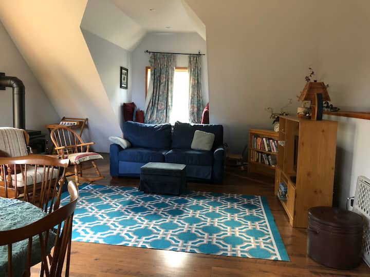 Ocean View, On Sea Side Trail, Swimming Pool View - Courtenay, BC, Canada