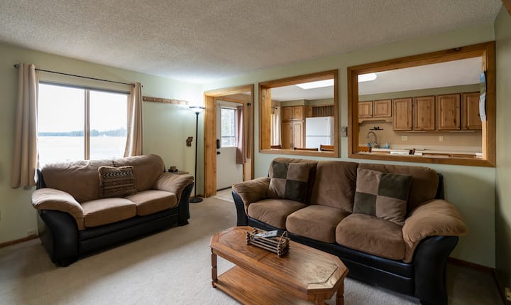 3 Level Condo With 4 Beds. - Yellowstone National Park