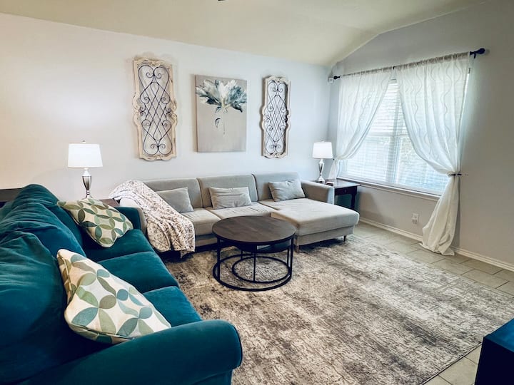 4bd Home By Seaworld/lackland/six Flags & More! - Helotes, TX