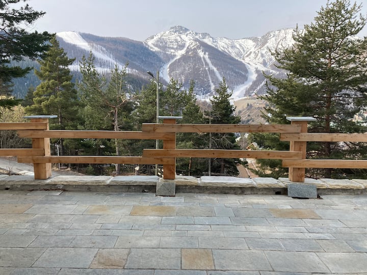 Magnifique Chalet, 4 Chambres; Superbe Vue à 36o° - Auron