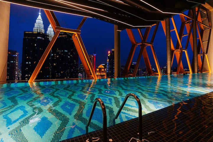 Scarletz Studio Klcc 4pax 100mbps City View - Kuala Lumpur