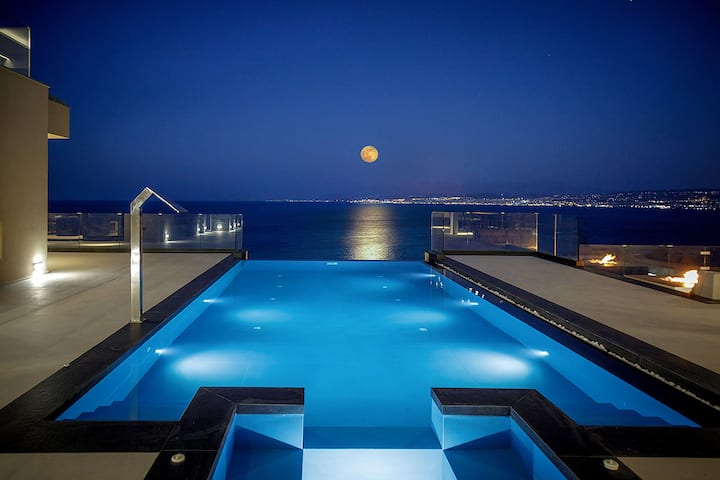 Chef Included By Fantasia Villas: Villa Hyperion - Heraklion