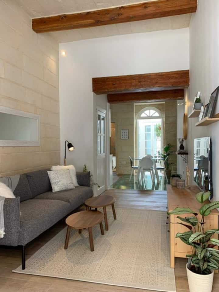 St Trophime Apartment In The Heart Of Sliema - 馬爾他