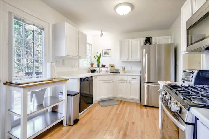 Clean, Quiet Home Close To Everything - Durham, NC