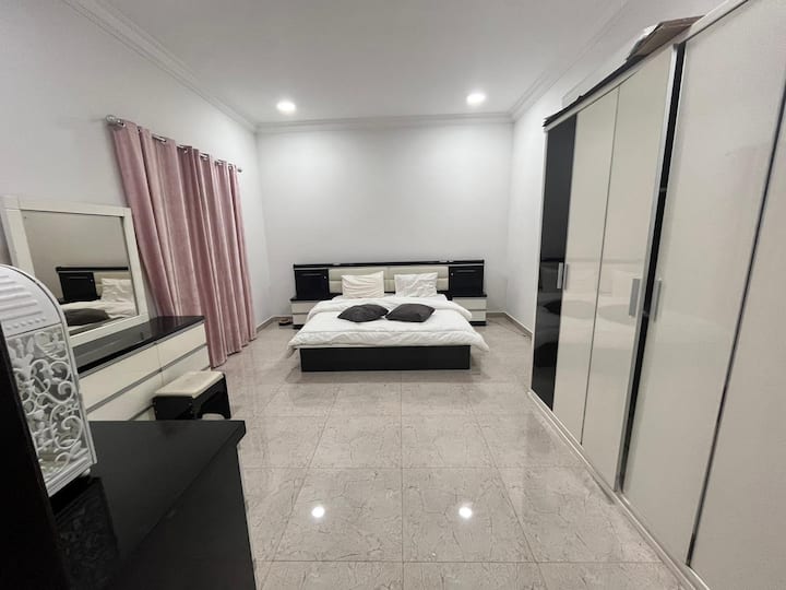 Private Room9 Close To Services And Transportation - Doha