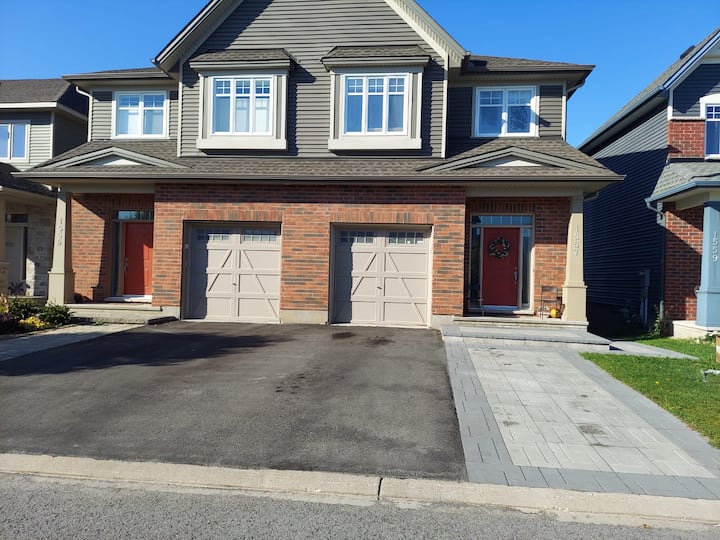Superbe Appartement à Louer à Kanata, Tout Fourni - Kanata
