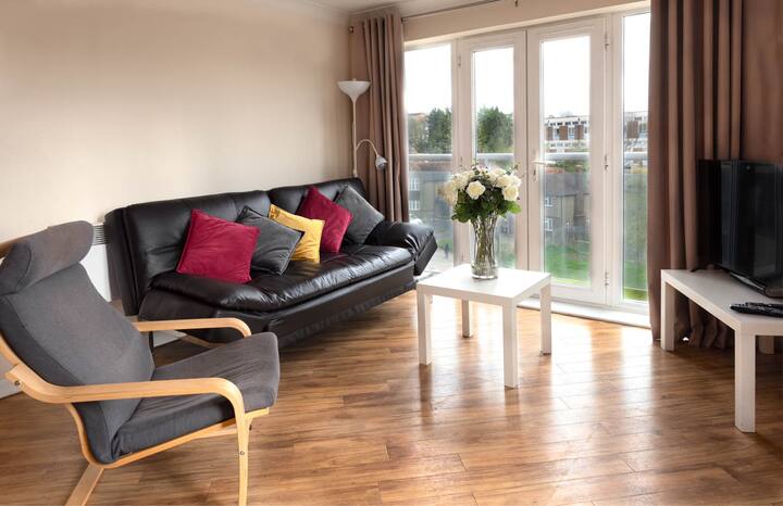 Lovely 2 Bed Serviced Apt In Hemel Hempstead - 헤멀헴프스테드