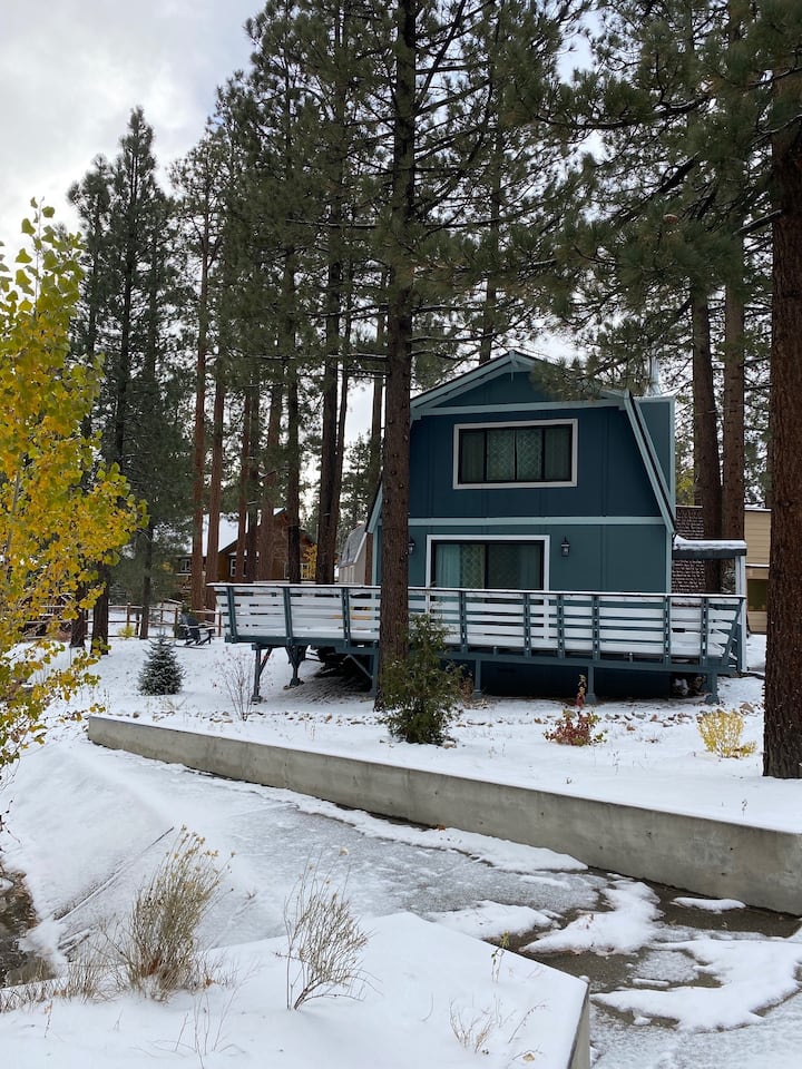 Great Location+outdoor Fire-pit+bbq+snowplay & Ski - Big Bear Lake, CA