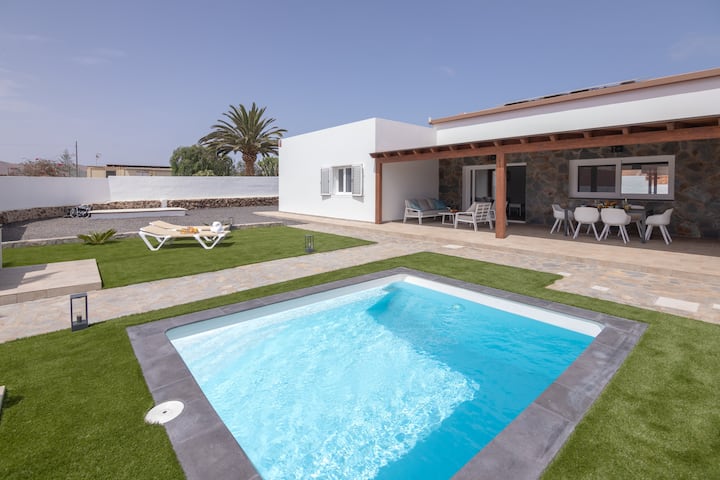 Villa Tagoror (Villaverde) - El Cotillo