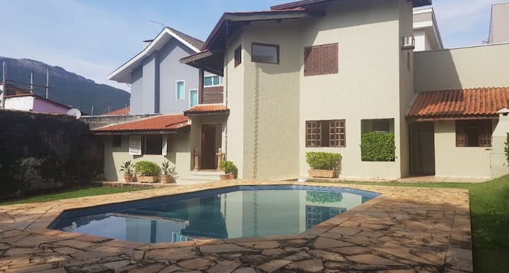 Casa Agradavel Com Piscina Em Atibaia-sp - Atibaia