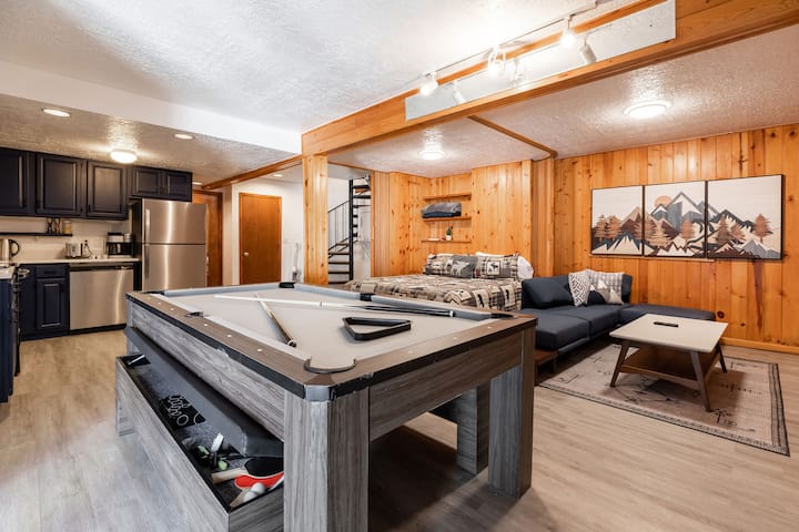 King Bed Studio With Pool Table Near Vail! - Avon, CO