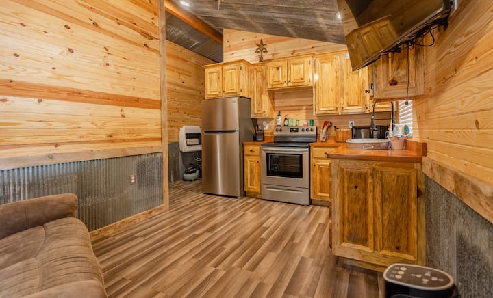 Echo Bluffs Cabin In Eminence, Mo - Eminence, MO