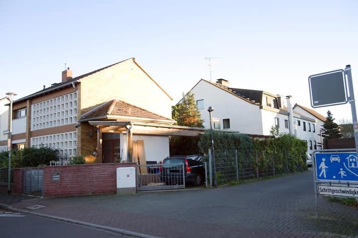 Barrierefreie Wohnung Mit Eigener Zufahrt - Offenbach am Main