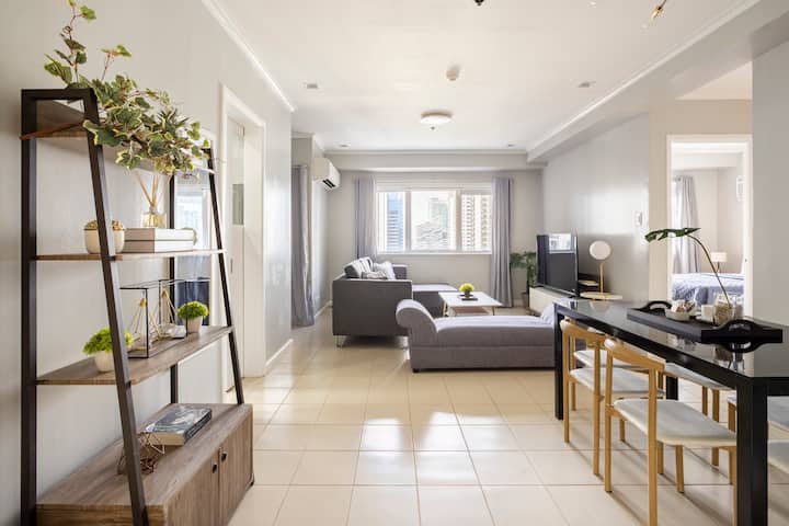 New! Central And Spacious Three Bedroom In Bgc! - Taguig