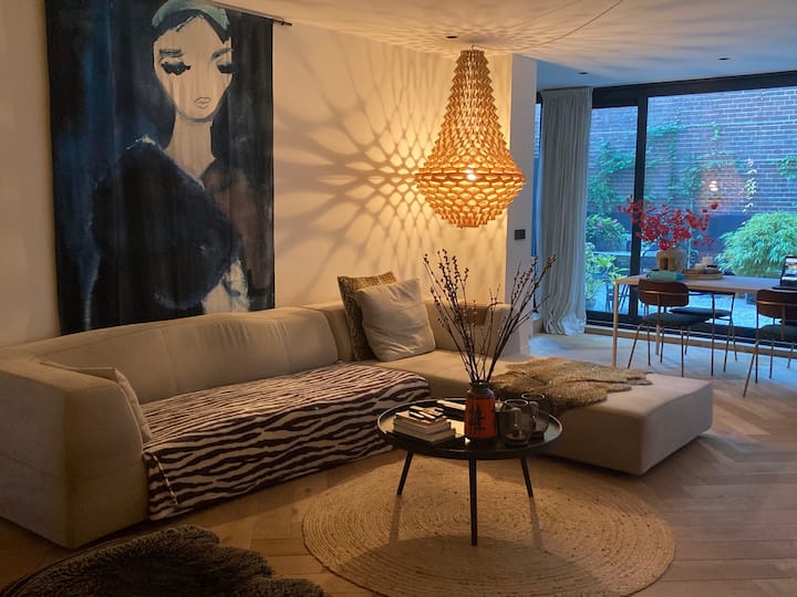 Smaakvol Appartement Met Patio - The Hague