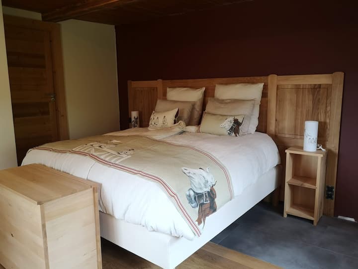 Maison Le Rozet : Chambre 4 "Il éTait Une Fois" - Morteau