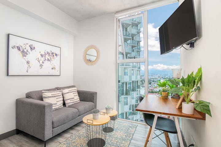 21st Floor Apartment In San Jose - San José