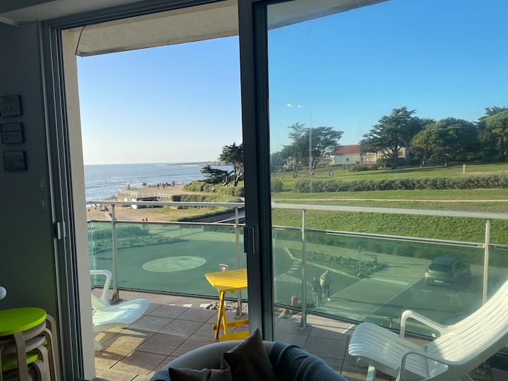 Studio Face Mer Les Pieds Dans L'eau - Préfailles